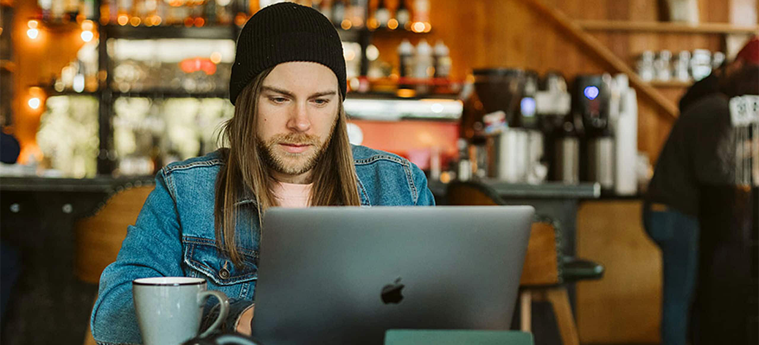 How to create a resources page (and earn extra $$$ from it!)